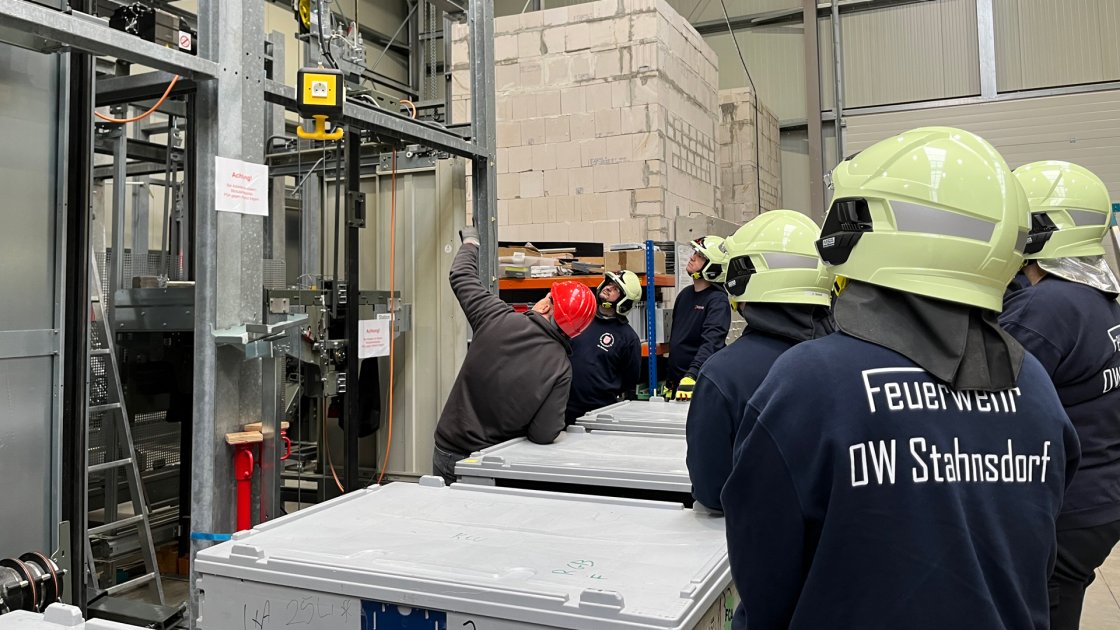 Schindler Deutschland schult Freiwillige Feuerwehren im Umgang mit ...